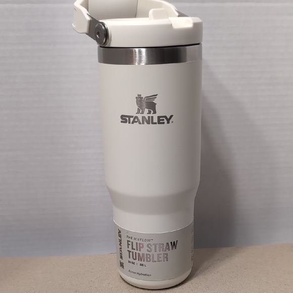 Stanley | Dining | The Ice Flow Flip Straw Stanley Insulated Tumbler ...